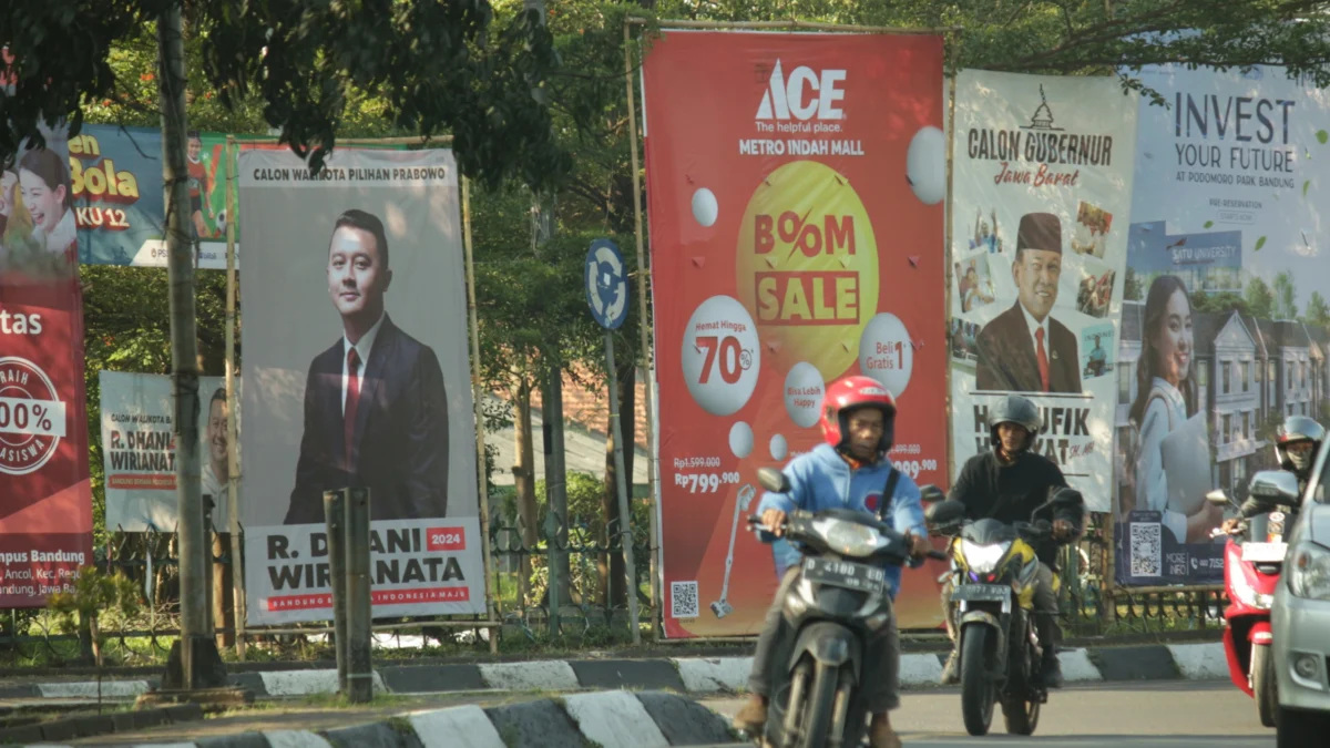 Spanduk Tokoh Politik Mulai Bertebaran Jelang Pilkada 2024, Bawaslu ...