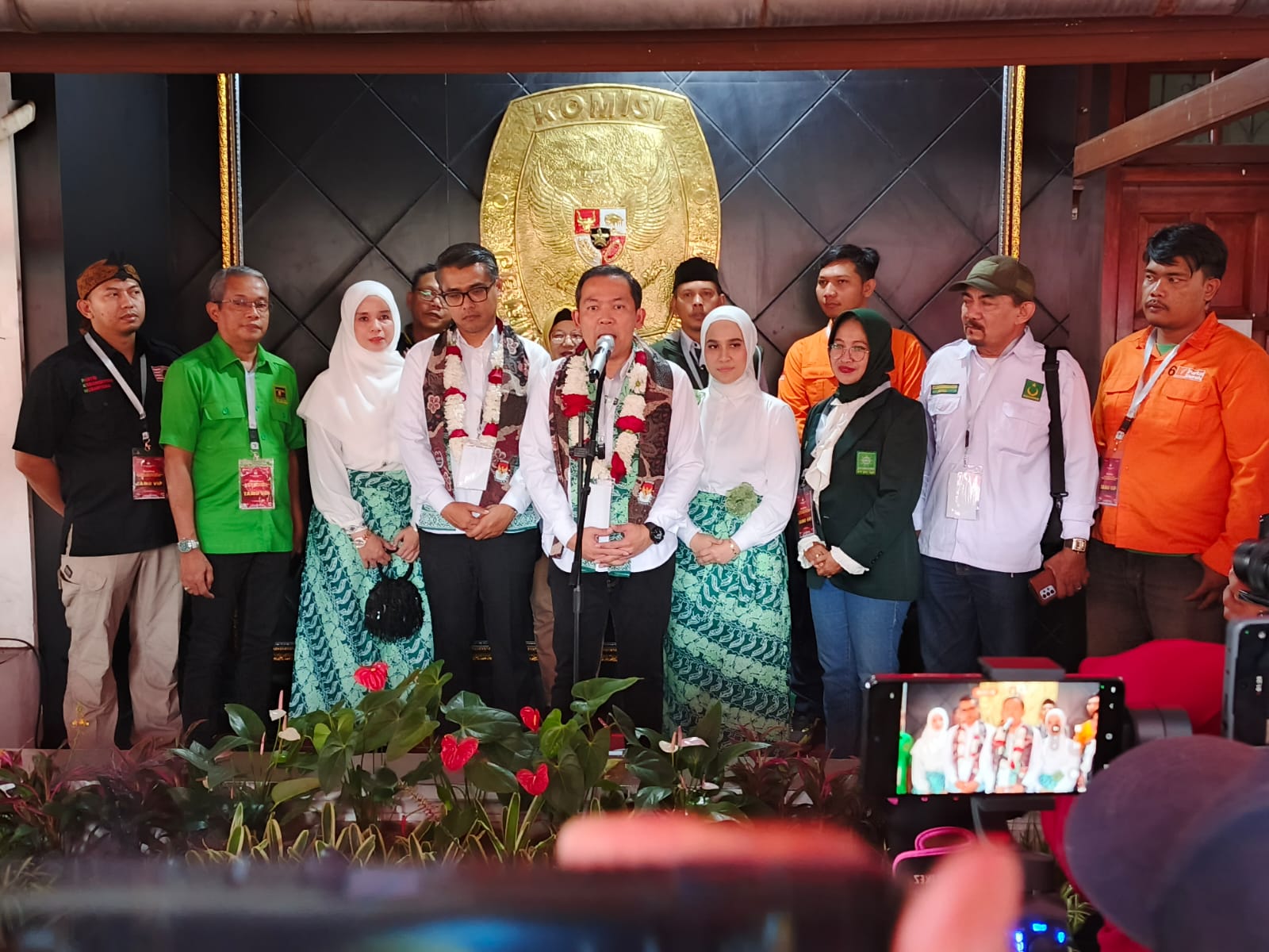 Rayendra-Eka Beberkan Visi Misi di KPU Kota Bogor – jabarekspres.com