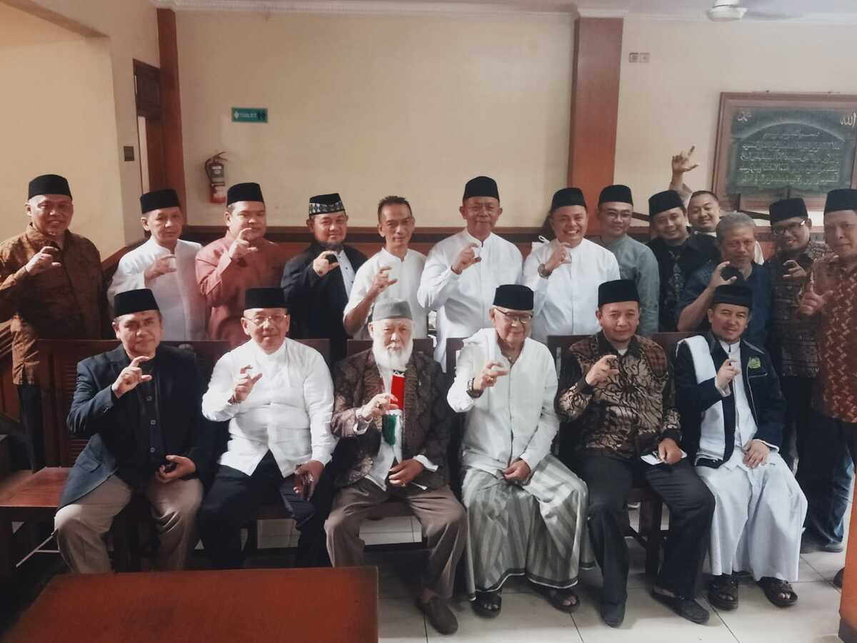 Paslon Walkot Cimahi Dikdik-Bagja Minta Doa Restu Ulama, MUI Ajak ...