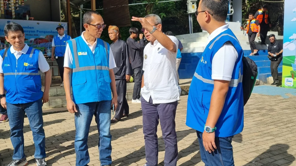 PLN Icon Plus Dukung Program Eco Tourism Green Canyon Pangandaran ...