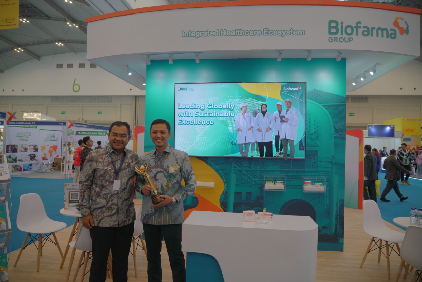 Bio Farma dari Indonesia untuk Dunia Dianugerahi Penghargaan ...