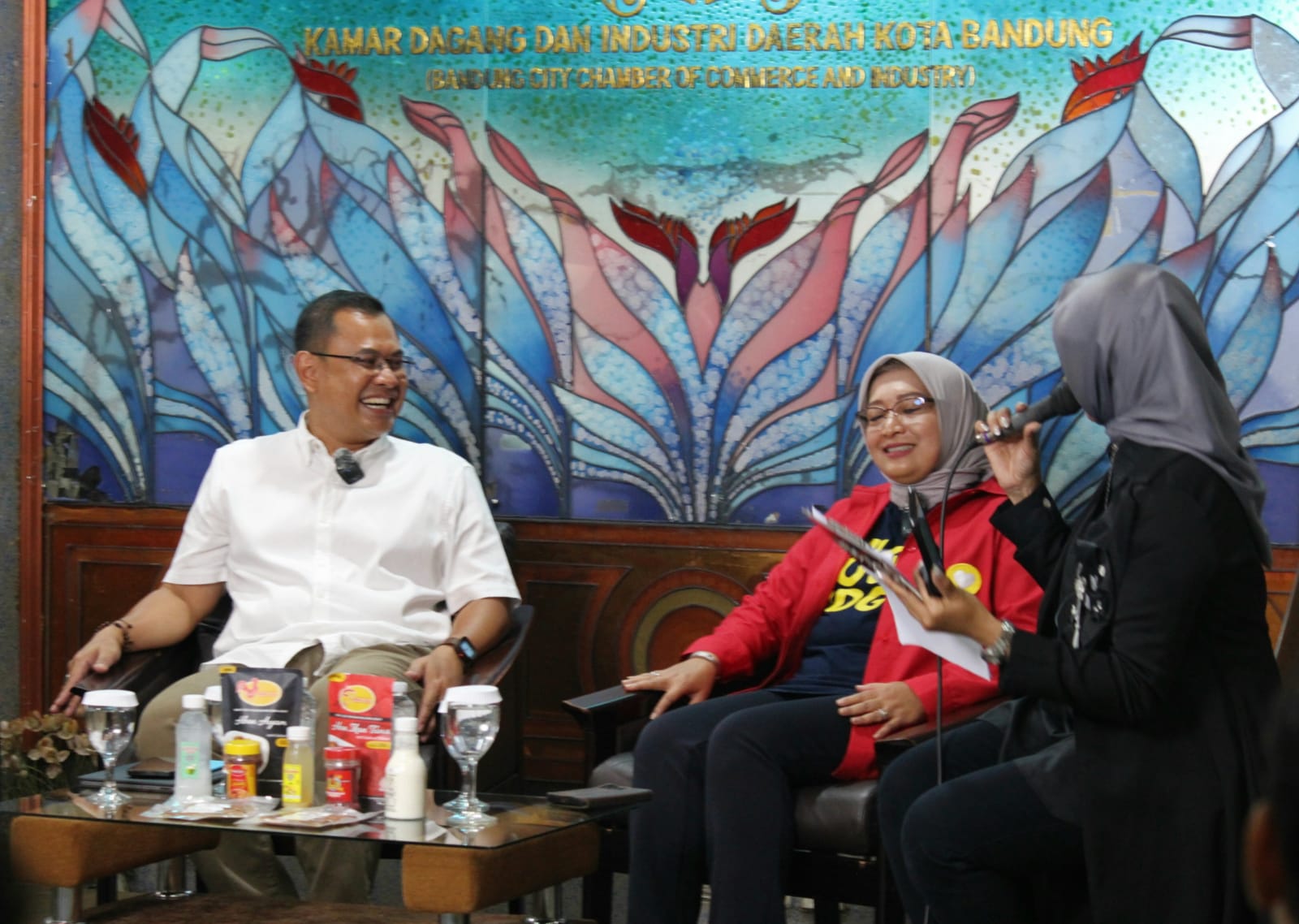 Dialog di Kadin, Arfi Yena Komitmen Hadirkan Kemudahan Usaha ...