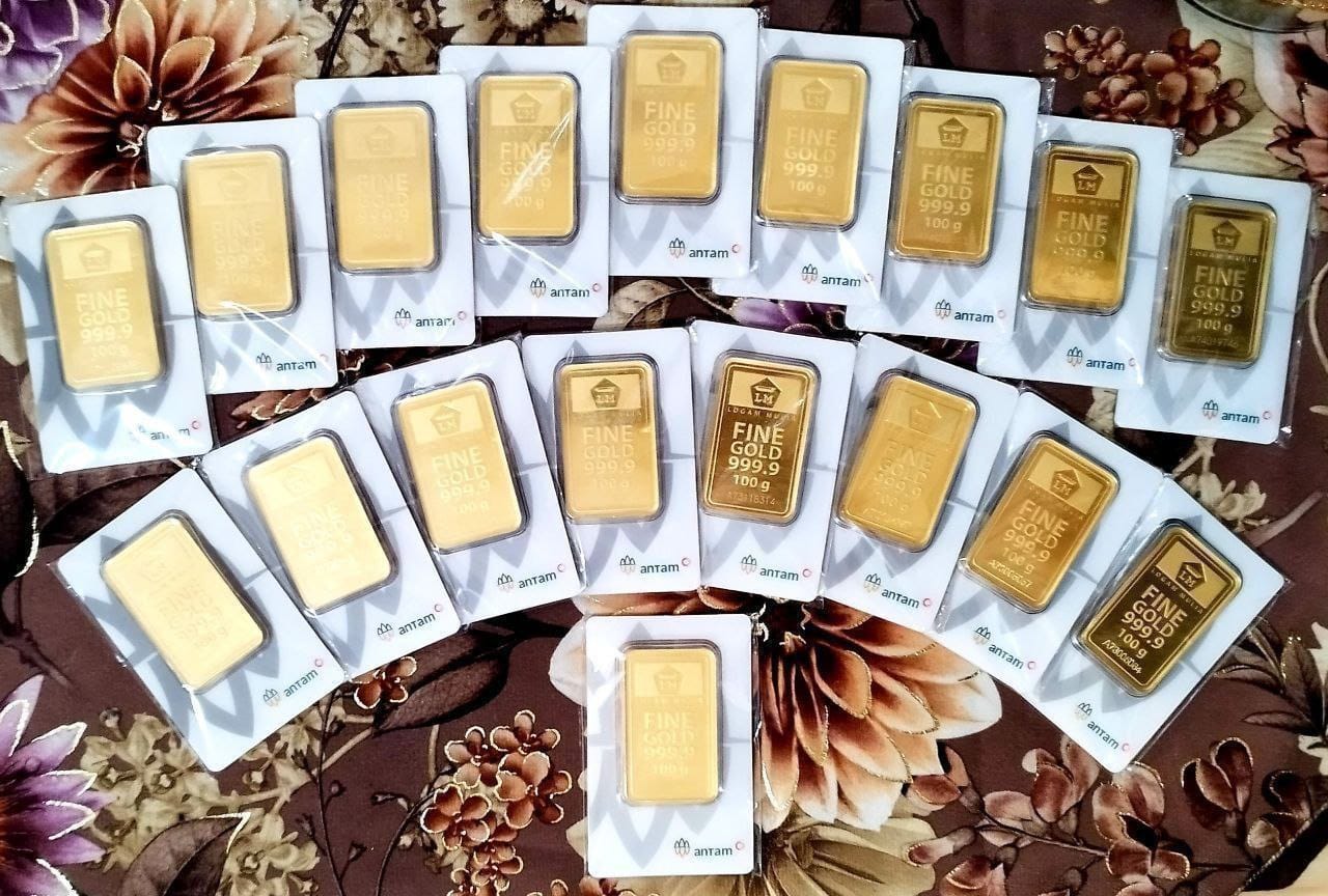 Info Harga Emas Antam Hari ini 14 November 2024 Turun Lagi Rp11.000 ...