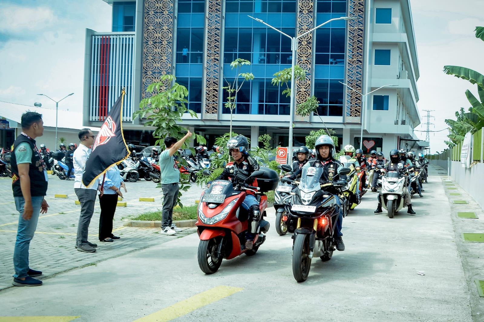 Meriahkan 12 Tahun Kebersamaan, HPCI Cirebon Chapter Gelar Rolling City dan Pesta Budaya ...