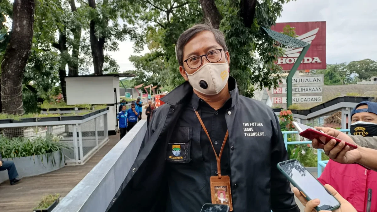 Sejumlah Trotoar Diperbaiki, Pemkot Bandung Sebut Selesai Akhir Tahun ...