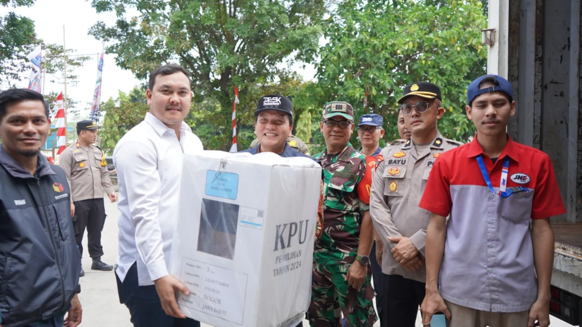 Pemkab Bogor Bersama KPU Mulai Distribusikan Logistik Pilkada 2024 ke Gudang Kecamatan ...