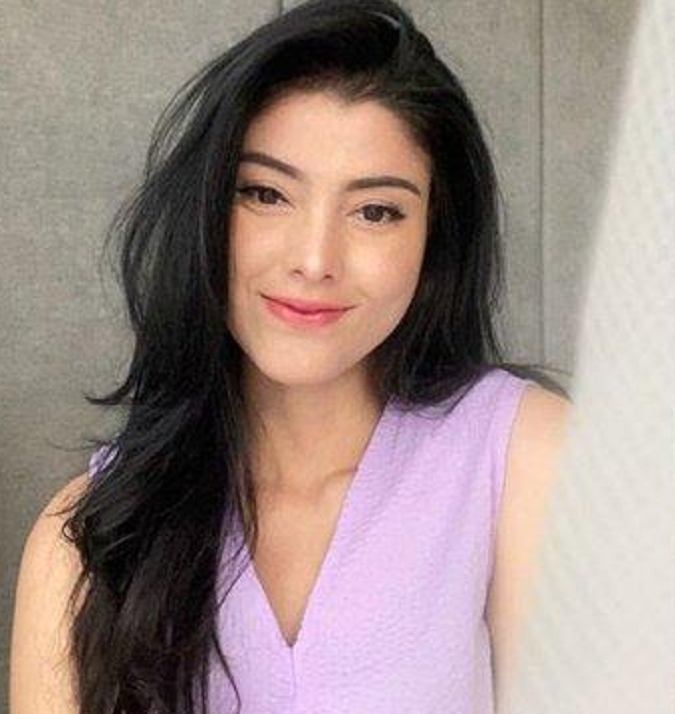 Ini Profil Lengkap Medina Dina, Kekasih Baru Gading Marten – jabarekspres.com