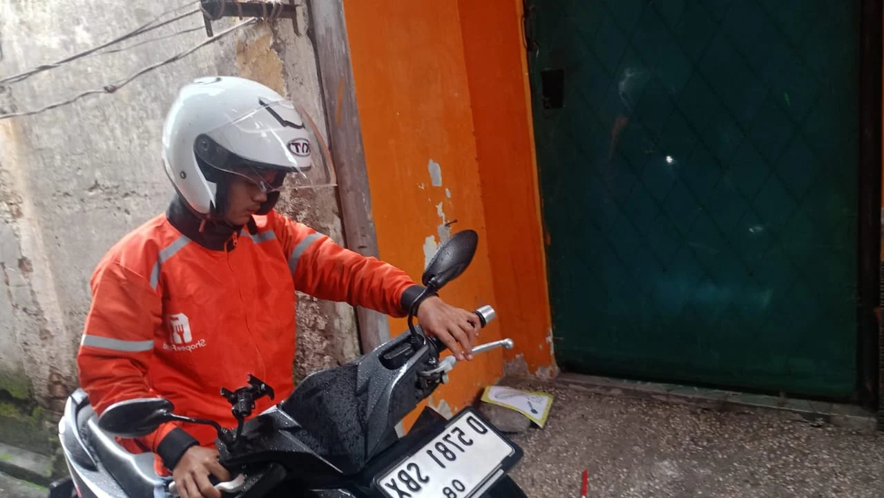 Sosok Ibunda di Balik Perjuangan Keras Muhammad Nur Huda Jadi Ojol ...