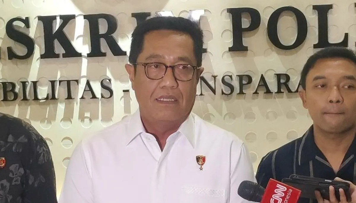 Kasus Pemalsuan Sertifikat Pagar Laut, Polisi Tetapkan Kades Kohod Tersangka – jabarekspres.com