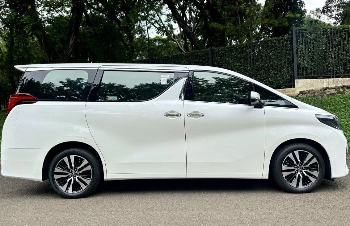 Misteri Mobil Alphard Putih RI 24 yang Terobos Jalur Busway Ternyata ...