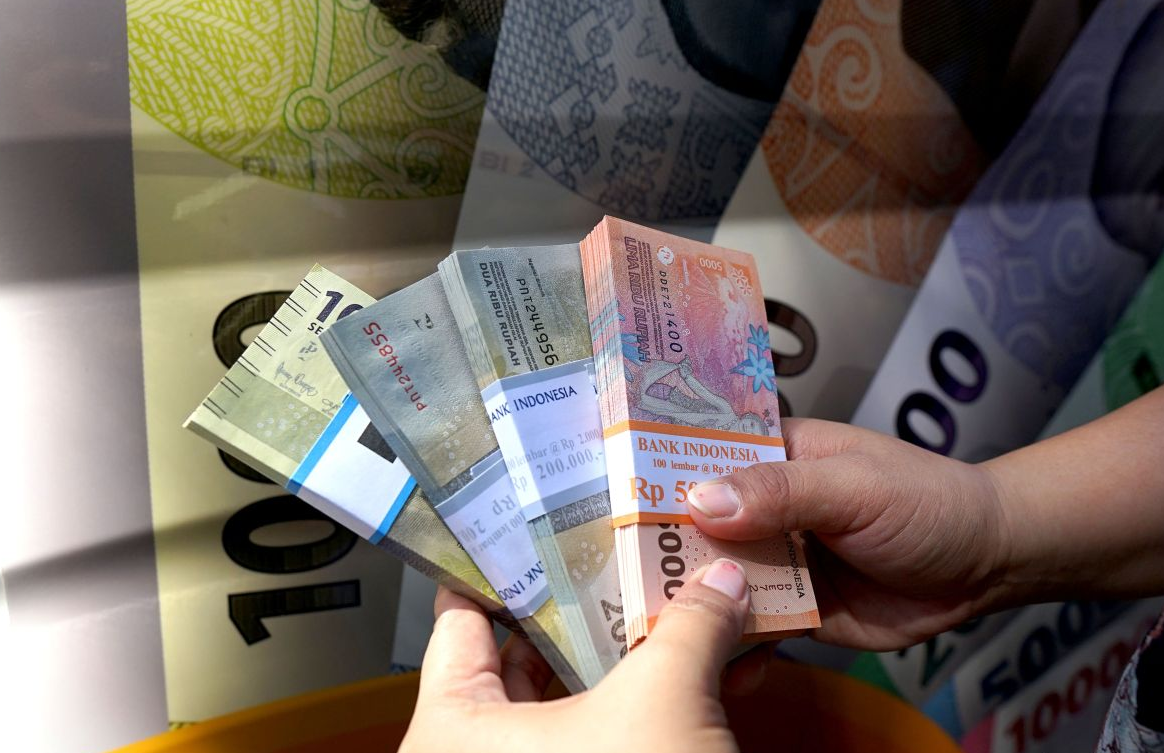 Info Cara dan Syarat Tukar Uang Baru di Bank Mandiri Minggu Ini, Bawa Dokumen ini Ketika ...