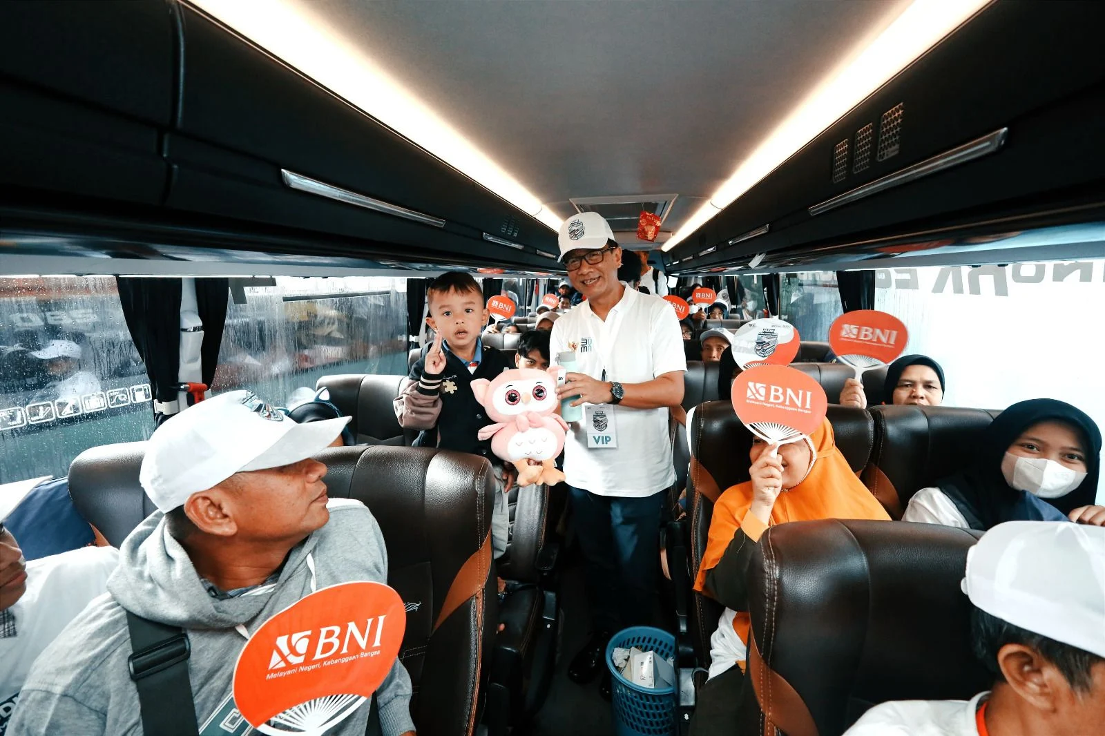 BNI Sukseskan Mudik Gratis 2025 Lepas 121 Bus Menuju Purwokerto hingga ...