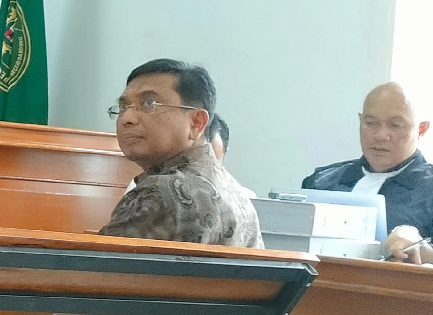 Mantan Ketua DPRD Kota Bandung Mengaku Terima Fee Proyek, Tapi Sudah Dikembalikan – jabarekspres.com