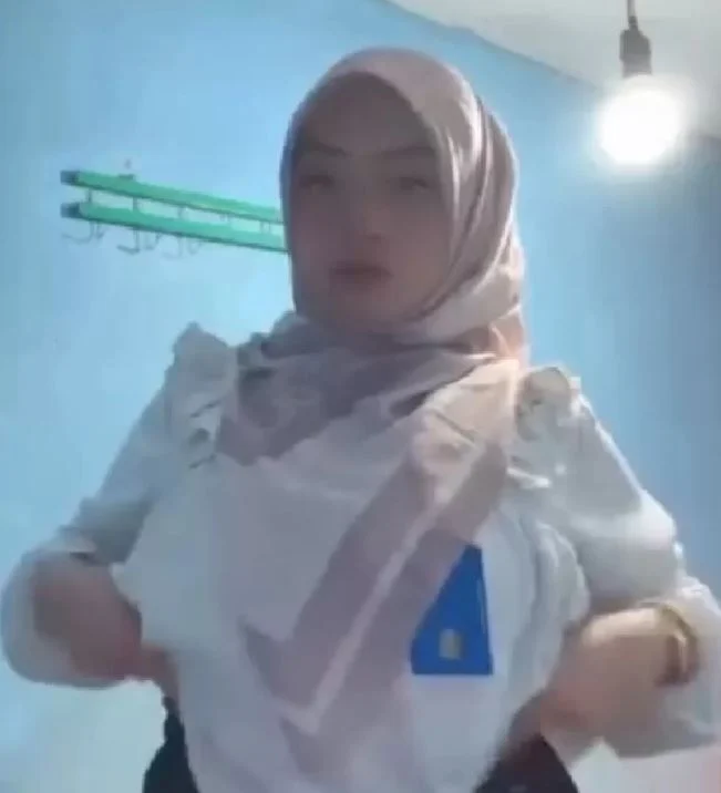 Apakah Nonton Video Viral Bu Guru Salsa Saat Puasa Bikin Pahala Berkurang? – jabarekspres.com