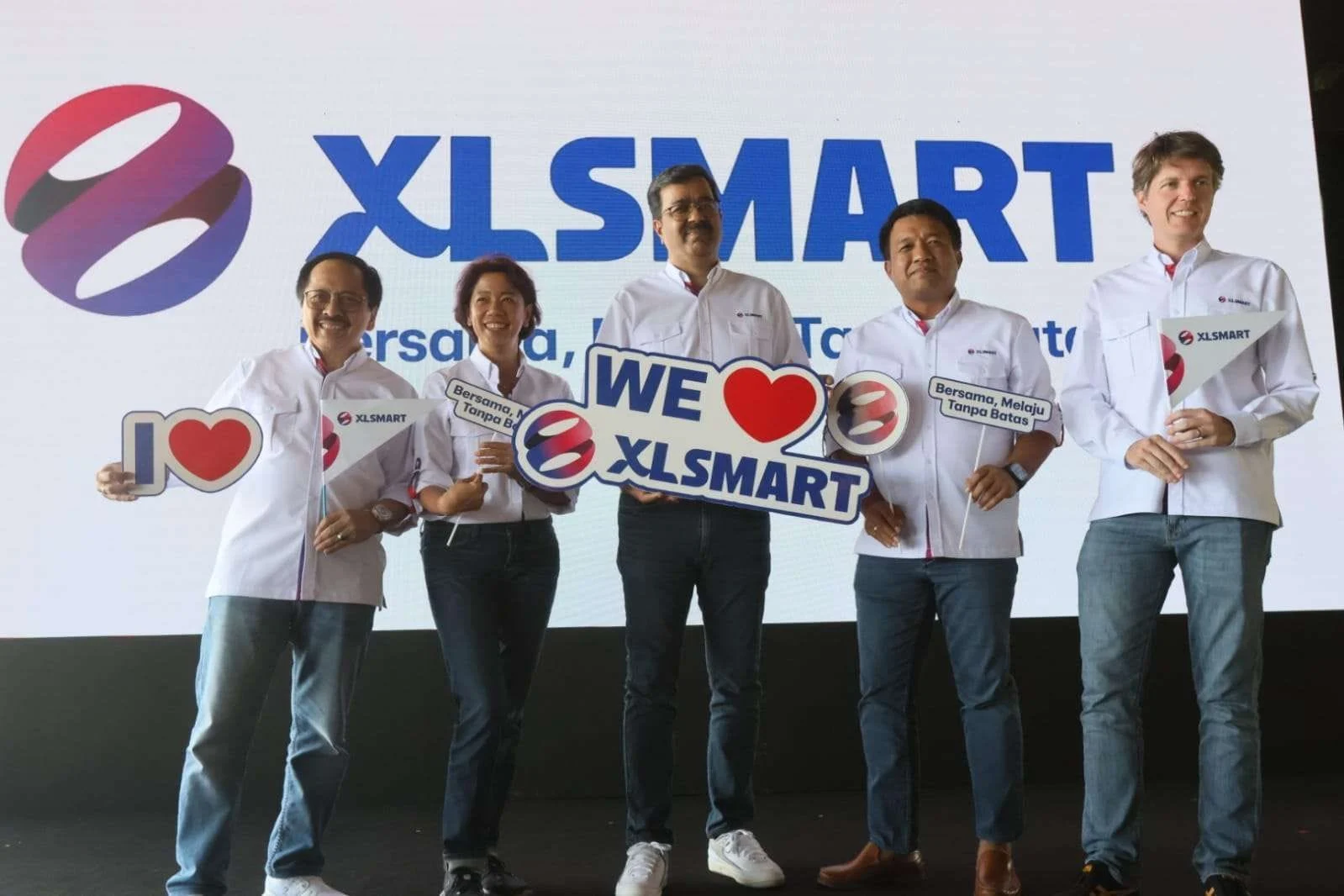 XLSMART Resmi Bergabung, Siap Perluas Jangkauan dan Pengalaman Digital ...