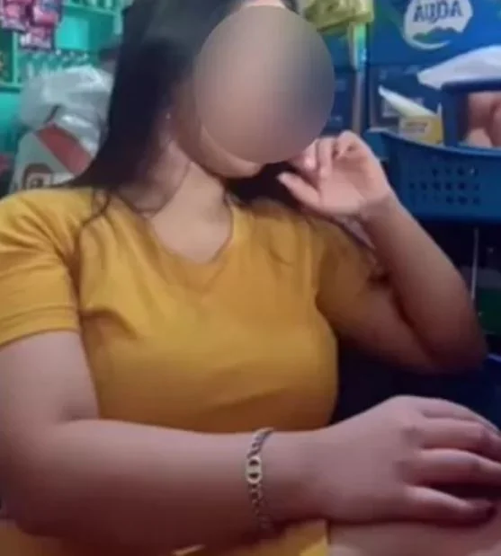 Video Viral 2 Menit 47 Detik Baju Kuning Warung Madura Diburu Netizen, Apa Isinya ...