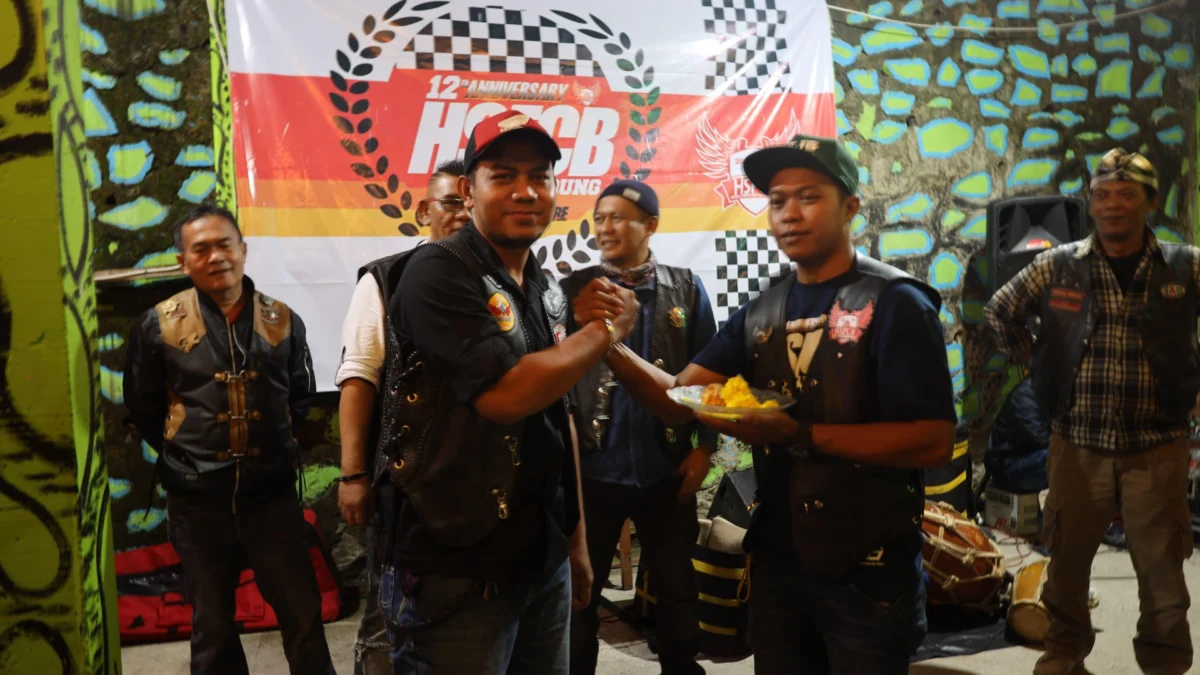 Ratusan Bikers Meriahkan 12th Anniversary Honda StreetFire Club Bandung ...