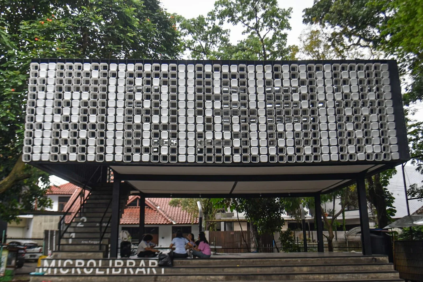 Napas Reaktivasi Literasi, Usai Microlibrary Bima Kembali Dibuka – jabarekspres.com