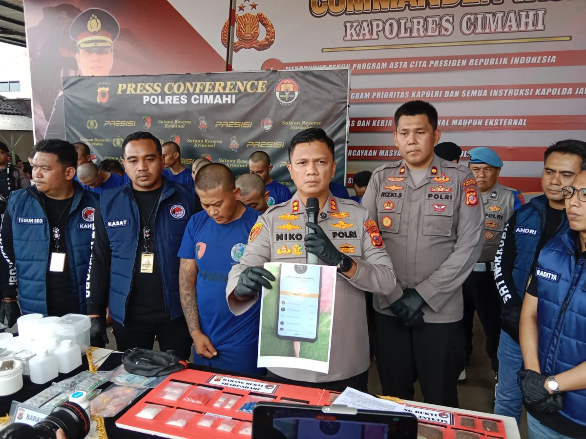 Anggota Ormas Grib Jaya Dibekuk Polisi setelah Terbukti Edarkan 106 ...