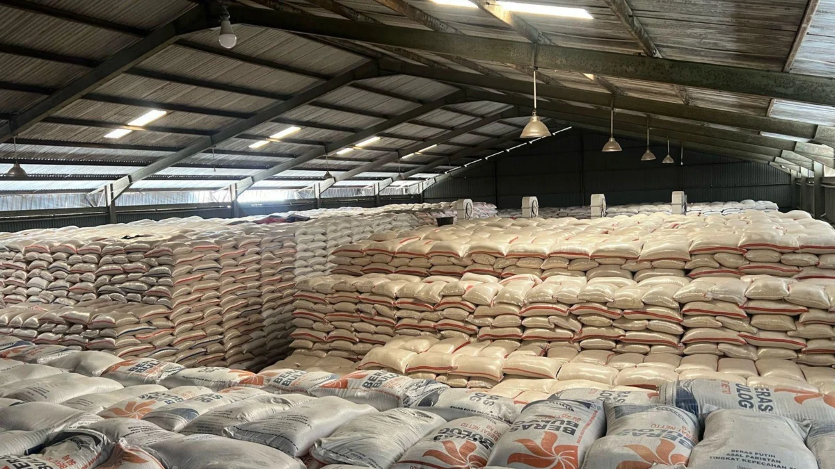 Penyerapan Beras BULOG Jawa Barat Tembus 352.680 Ton, Terbesar Sepanjang Sejarah – jabarekspres.com