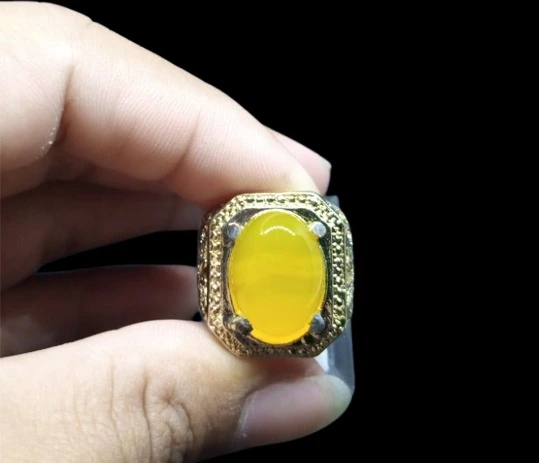 6 Batu Akik Kuning yang Populer di Indonesia dengan Keindahan Menawan ...