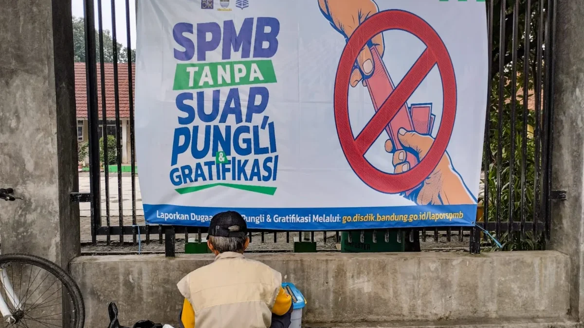 Dugaan Jual Beli Bangku SMP Negeri di Kota Bandung Kerap Terjadi ...