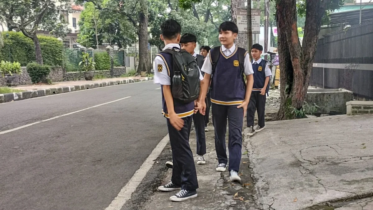 Dari Jam Masuk Pagi, Sekolah Swasta Gratis hingga Aturan HP, Ini Terobosan Pendidikan Pemkot ...