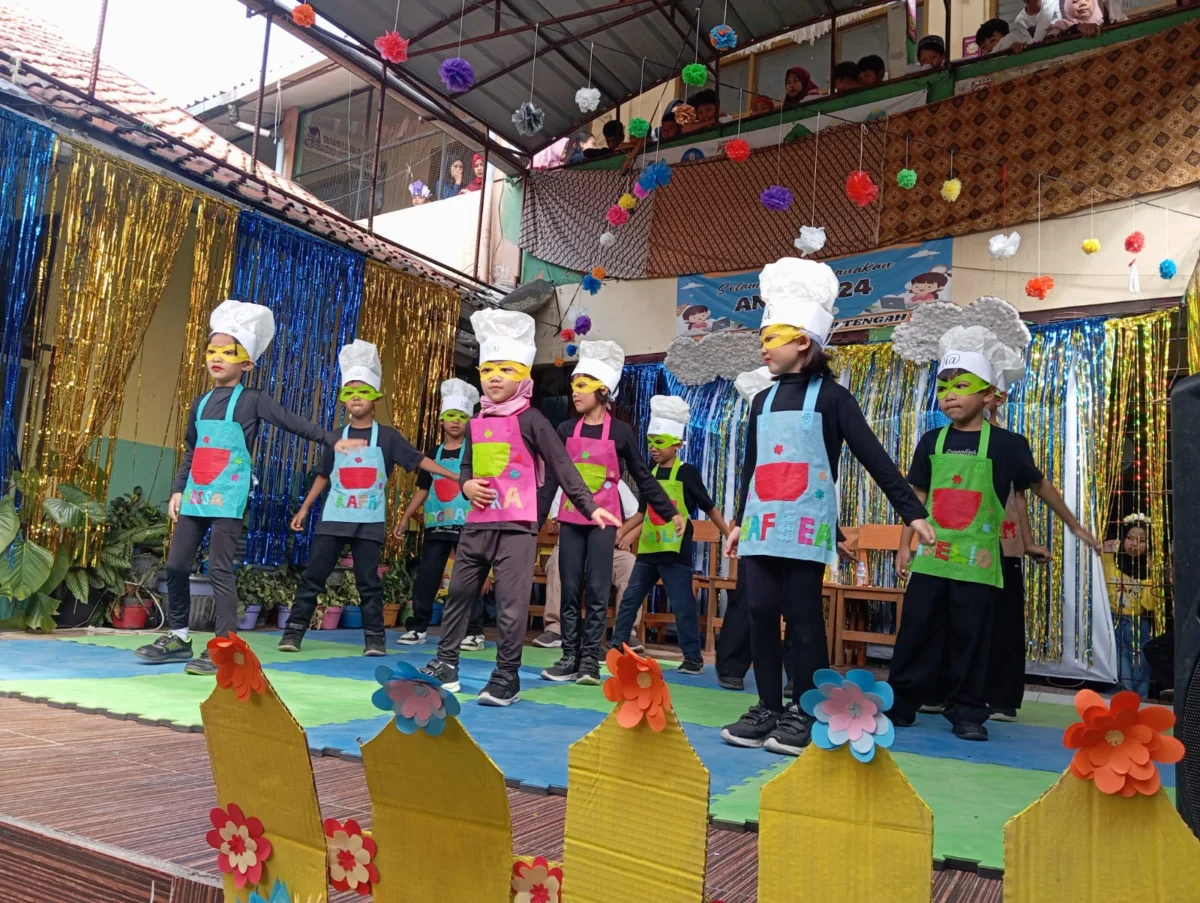 SDN Cigugur Tengah Jadikan Pentas Seni dan Pelepasan Siswa Ajang Inovasi Tanpa Biaya ...