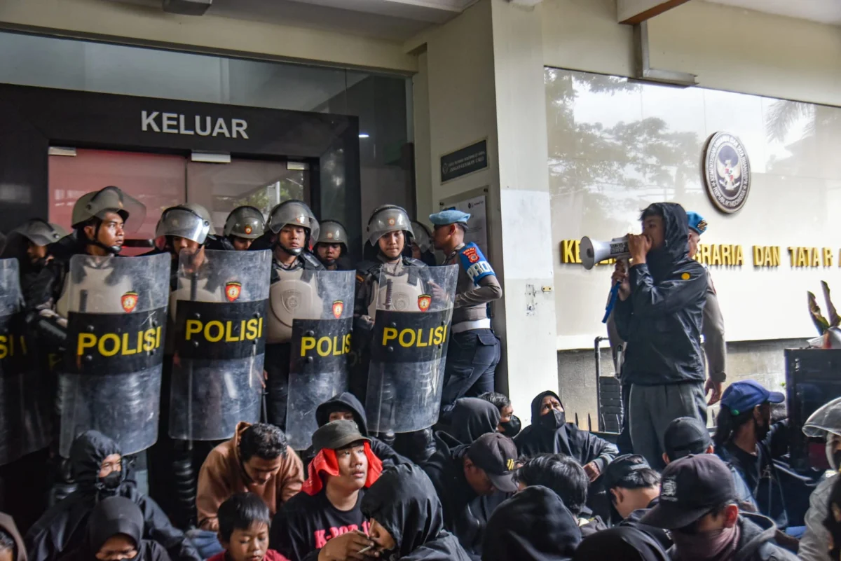 Geruduk BPN Kota Bandung, Warga Sukahaji Tuntut ke Kantor Pertanahan ...