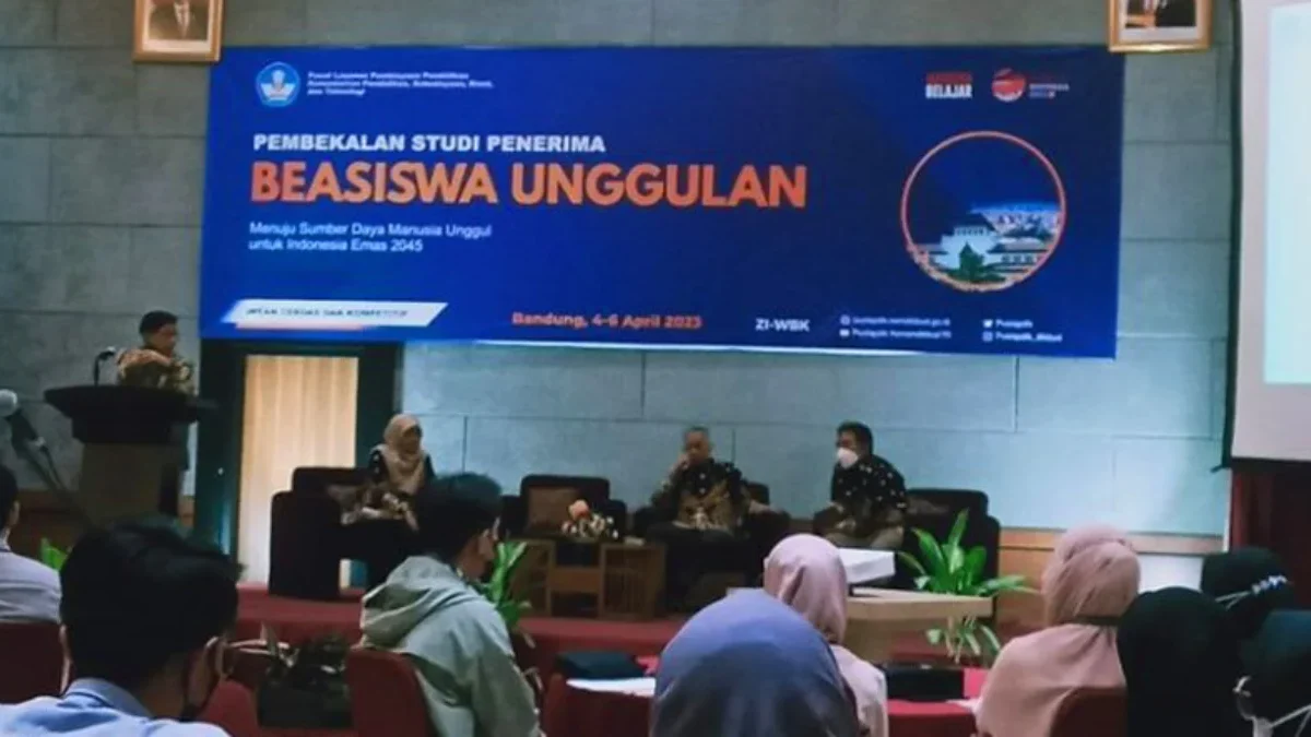 Panduan Lengkap Beasiswa Unggulan 2025 Kemendikbudristek Program S1, S2, S3 – Laman 2 ...