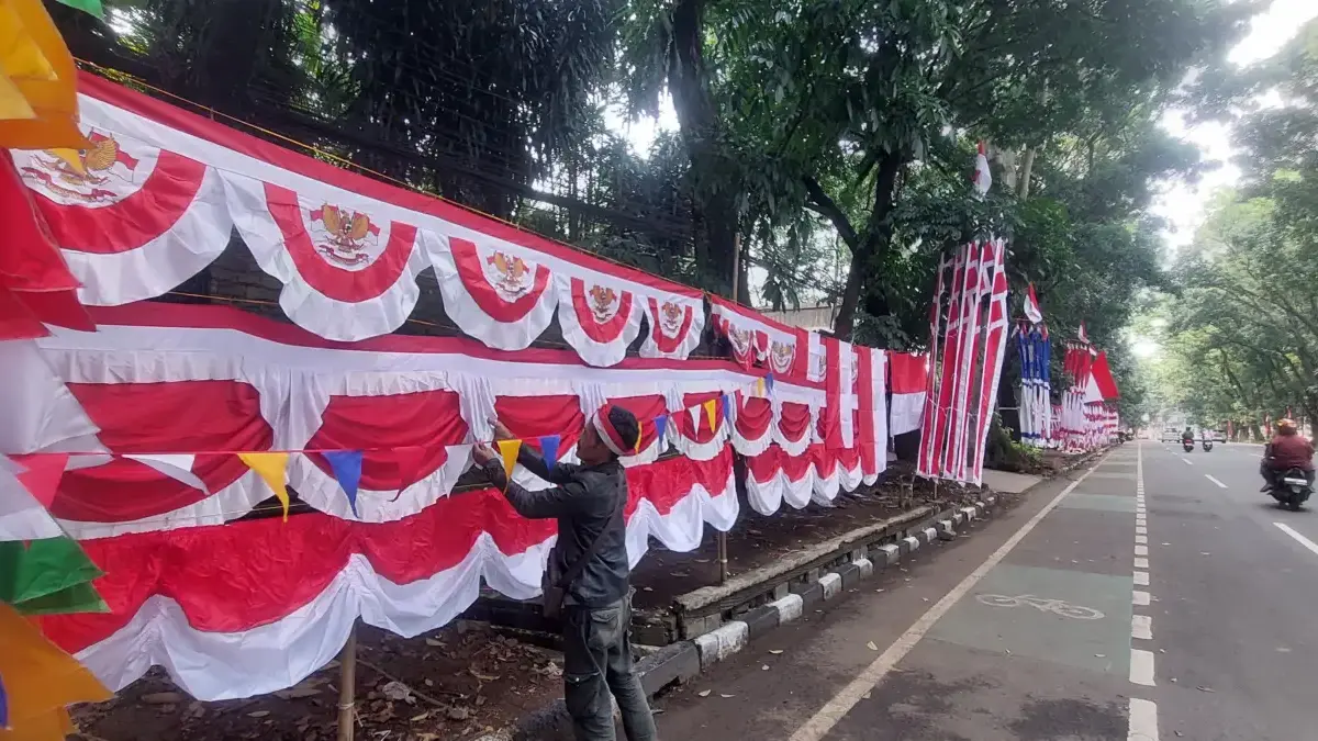 Menjelang Hari Kemerdekaan, Penjualan Bendera di Kota Bogor Masih Lesu ...