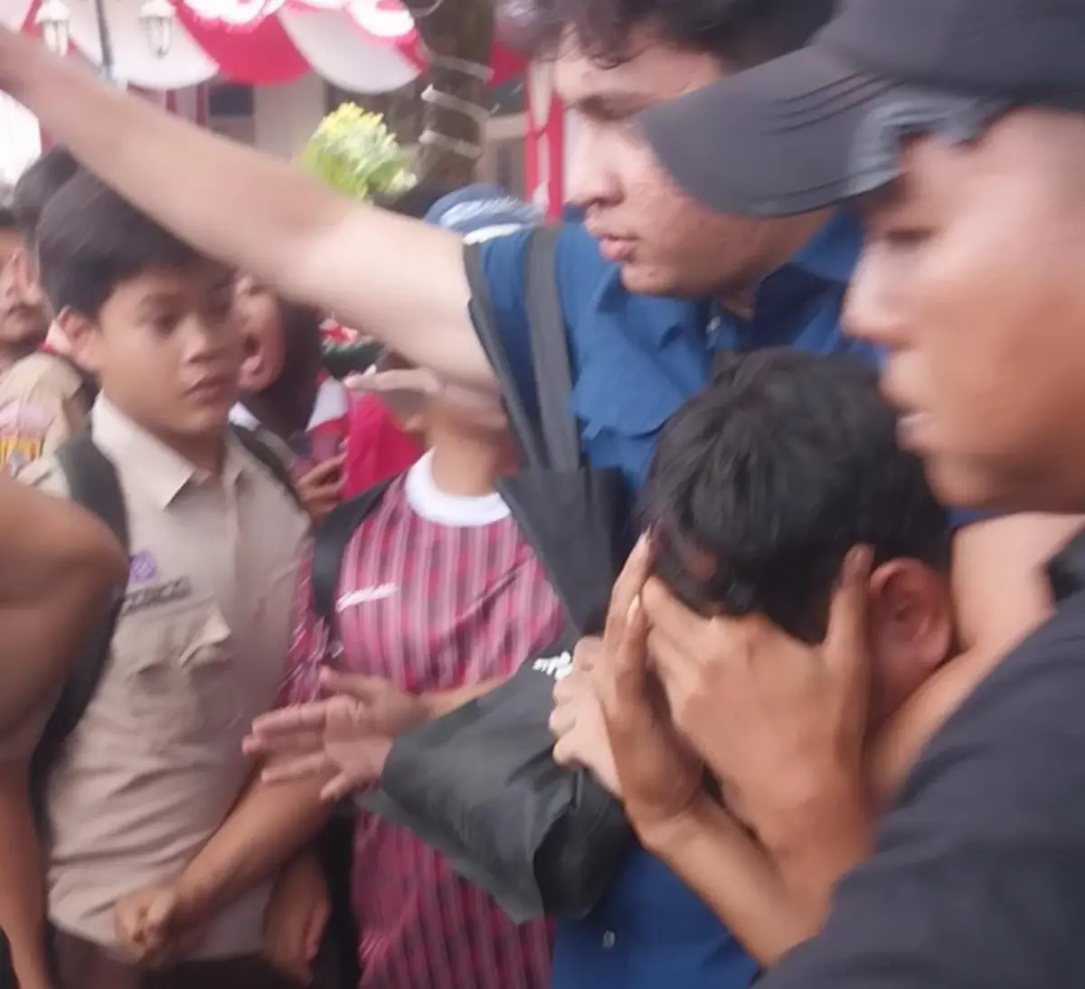 Copet di Kirab Merah Putih Kabupaten Bogor Tertangkap Basah, Begini ...