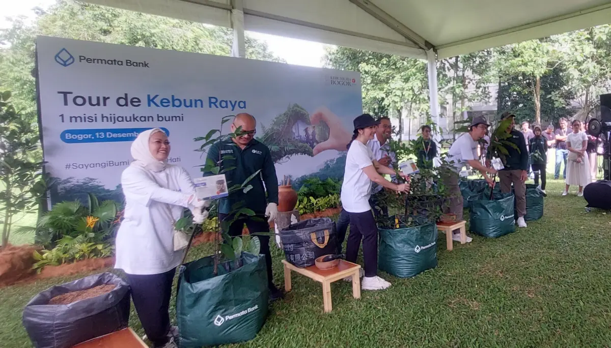 Gelar 'Tour de Kebun Raya' di Bogor, Permata Bank Lakukan Jalan Santai ...