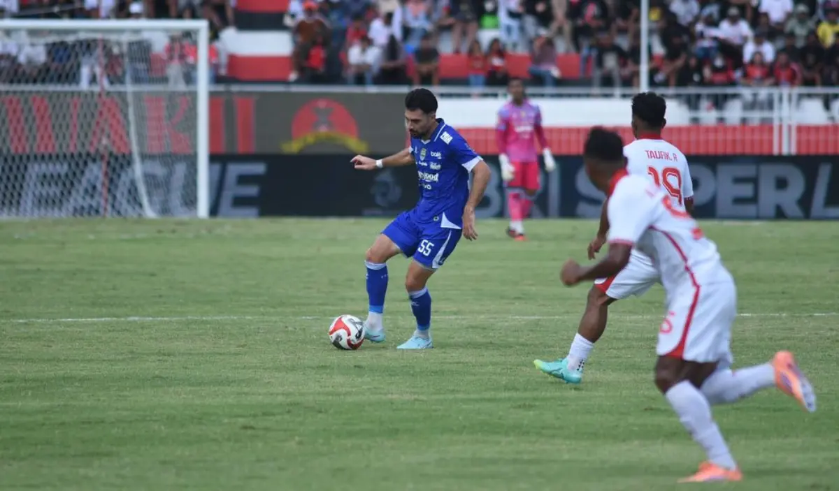 Persib Bandung vs PSM Makassar Laga Tunda Super League, Kok Frans ...
