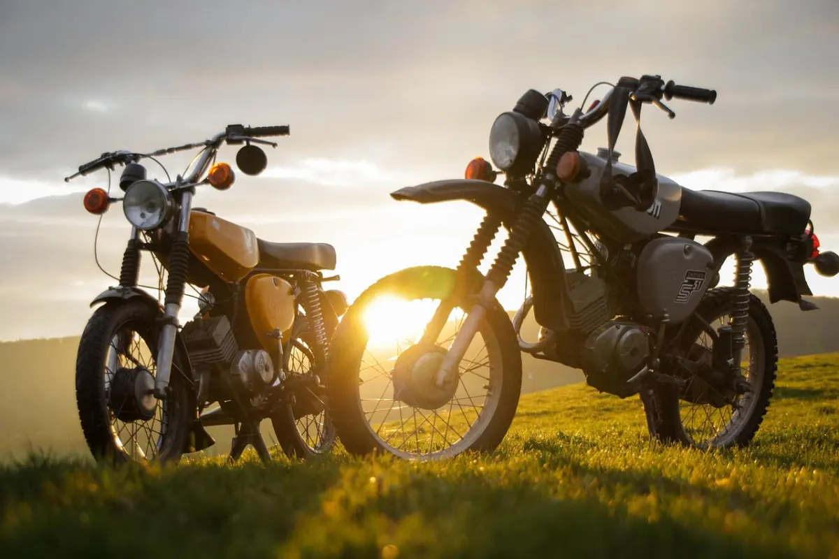 4 Motor 2-Tak Legendaris yang Masih Worth It Dibeli Tahun 2025, Suara ...