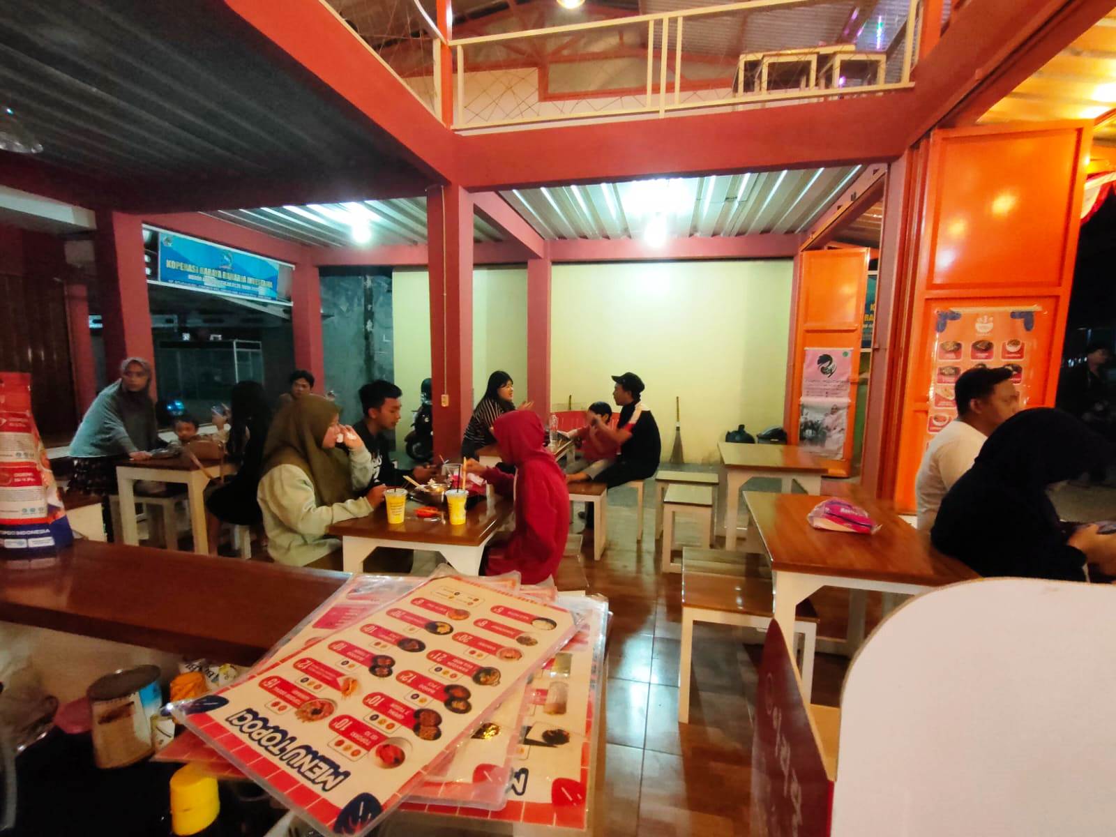 Topoci Subang Hadirkan Kuliner Korea dengan Konsep Angkringan ...