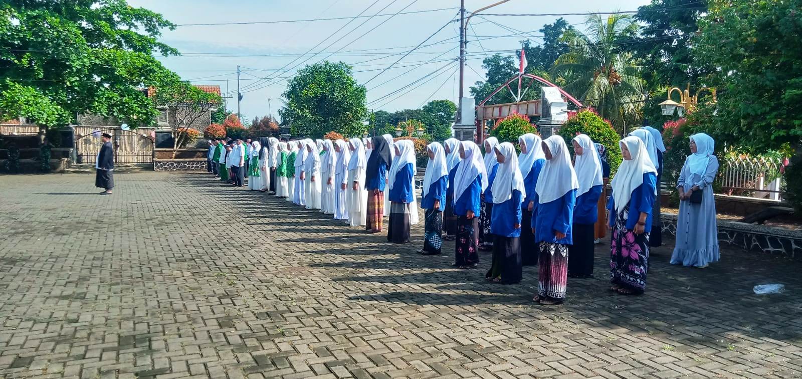 Hari Santri Nasional, Santri Mampu Ikuti Zaman dan Tetap Menjaga NKRI ...