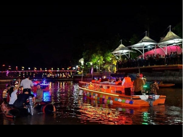 Wisata Perahu Kalimas Surabaya: Sensasi Romantis Menyusuri Keindahan ...