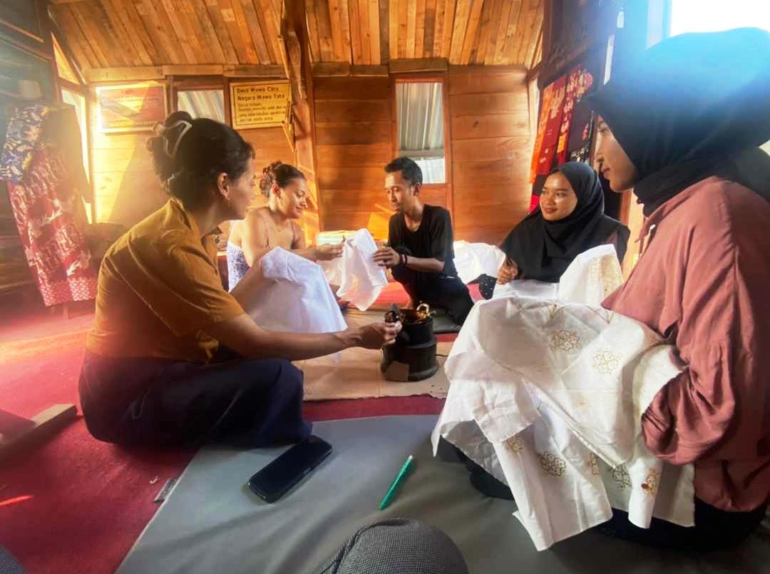 Wisata Membatik di Bumi Talaga Sundayana, Ajang Kenalkan Batik Khas ...
