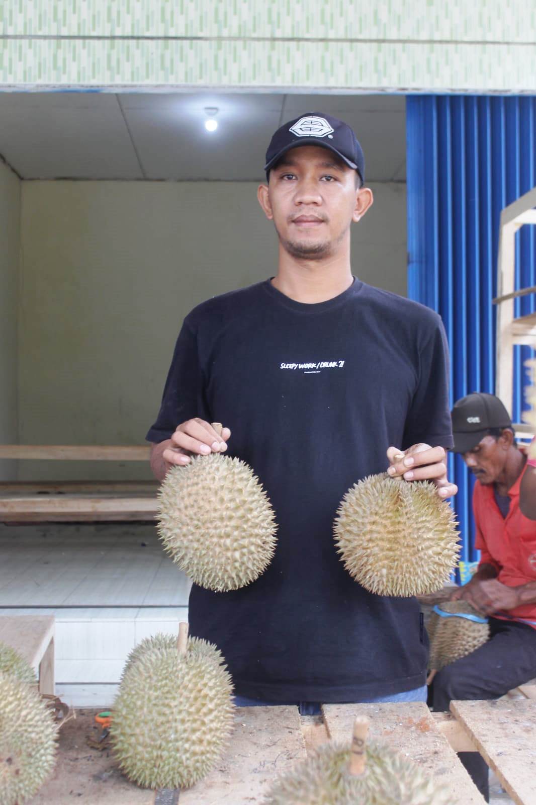 Menilik Pengusaha Bisnis Durian, Raup Untung Ratusan Juta, Parman Pernah Kecurian saat Hendak ...