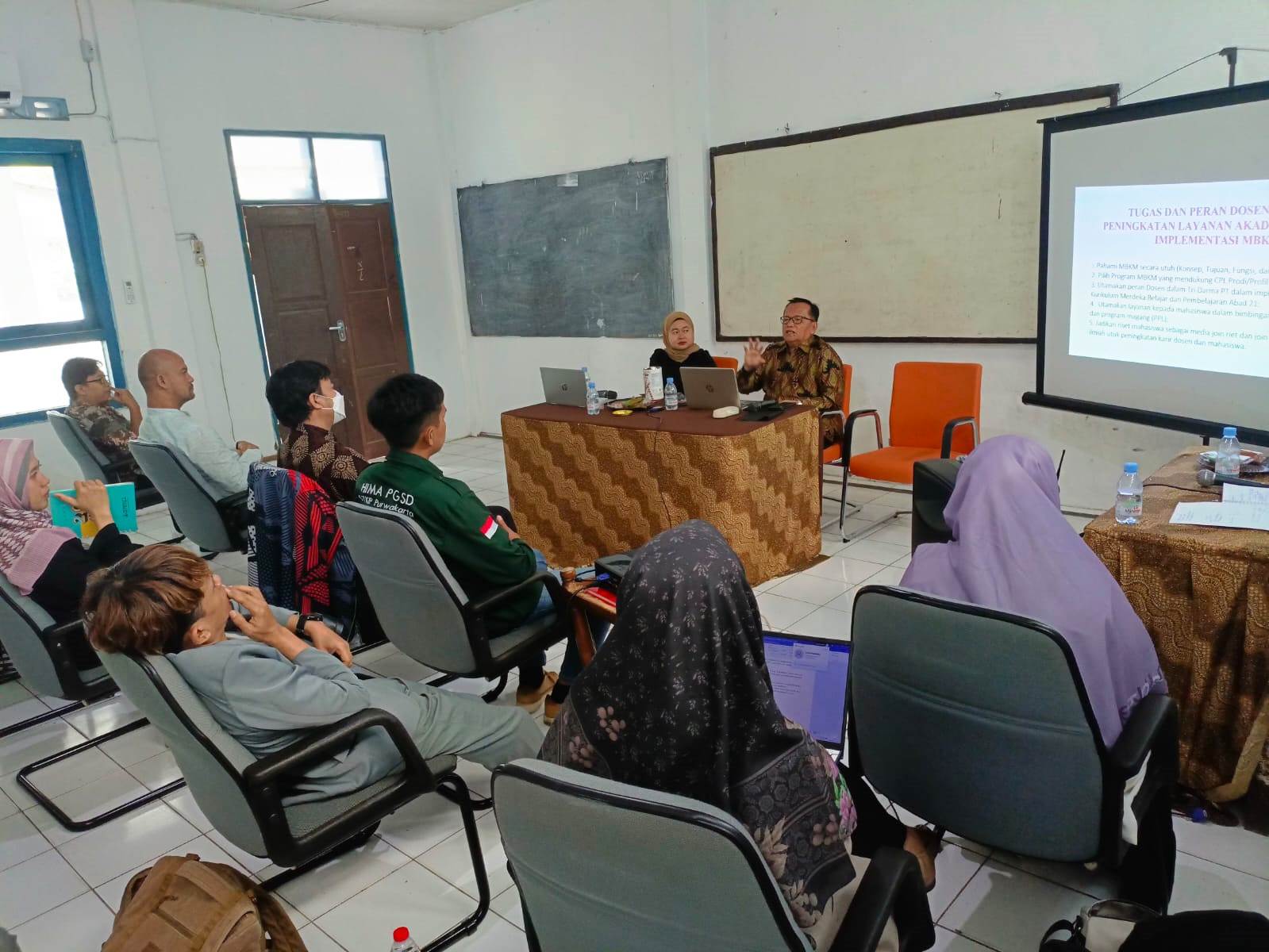 Prof. Udin Bekali Dosen STKIP Purwakarta Implementasi MBKM, Tingkatkan ...