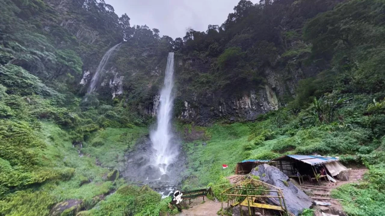 Harga Tiket Masuk Curug Cileat Subang Terbaru + Biaya Parkir dan ...