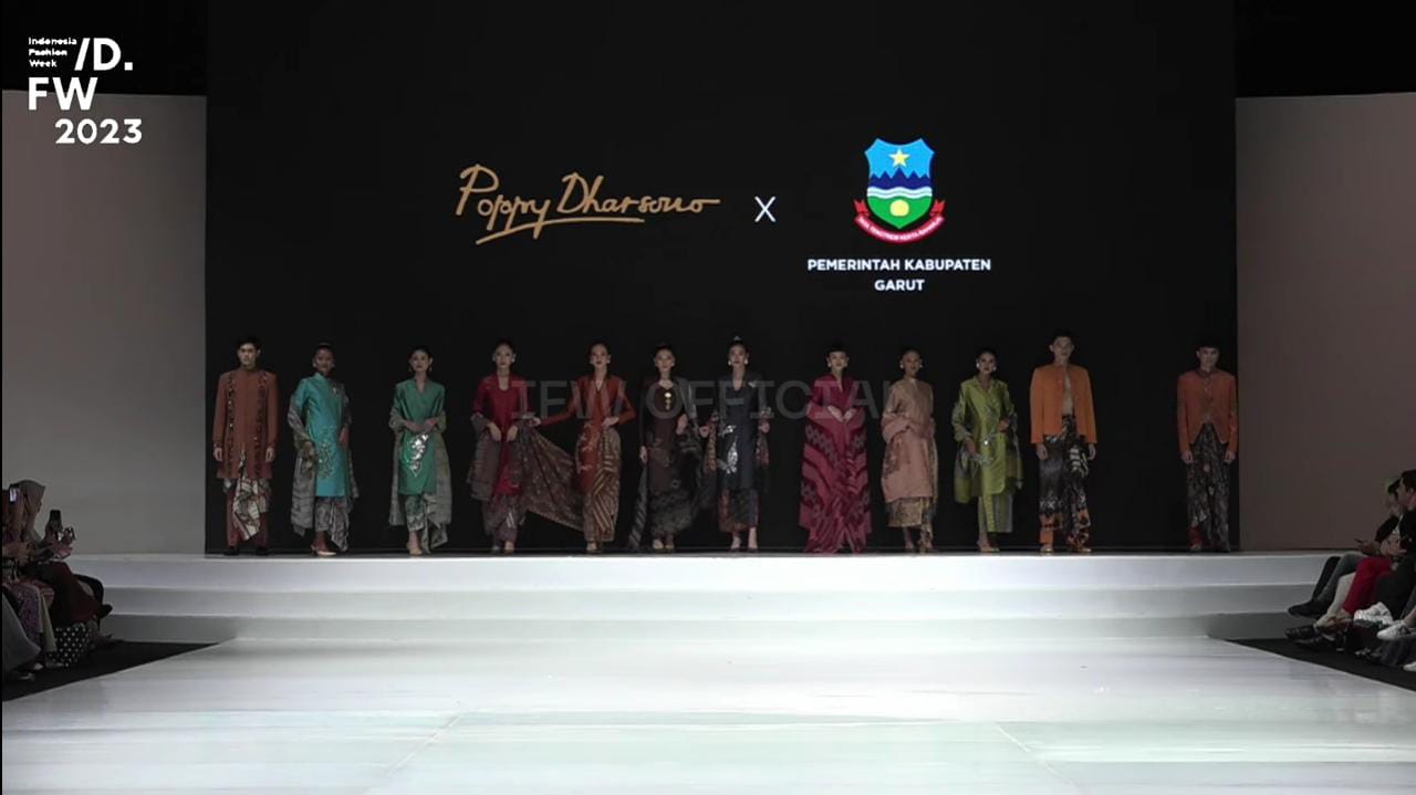 Produk Garut Ditampilkan di Indonesia Fashion Week 2023, Sangat ...