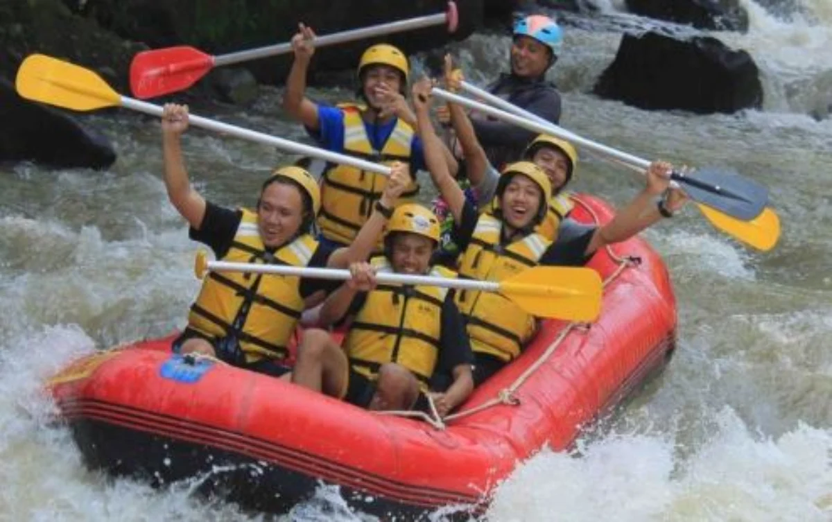 Cocok untuk Berlibur Bareng Keluarga, Inilah 5 Tempat Wisata Arung Jeram yang Seru di Bogor ...