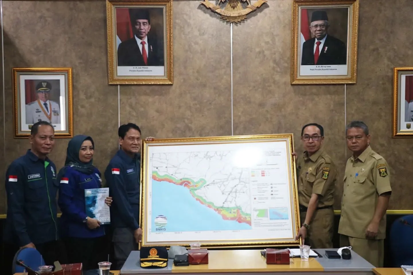 Pantai Selatan Jawa Berpotensi Tsunami BMKG Akan Bangun Stasiun ...