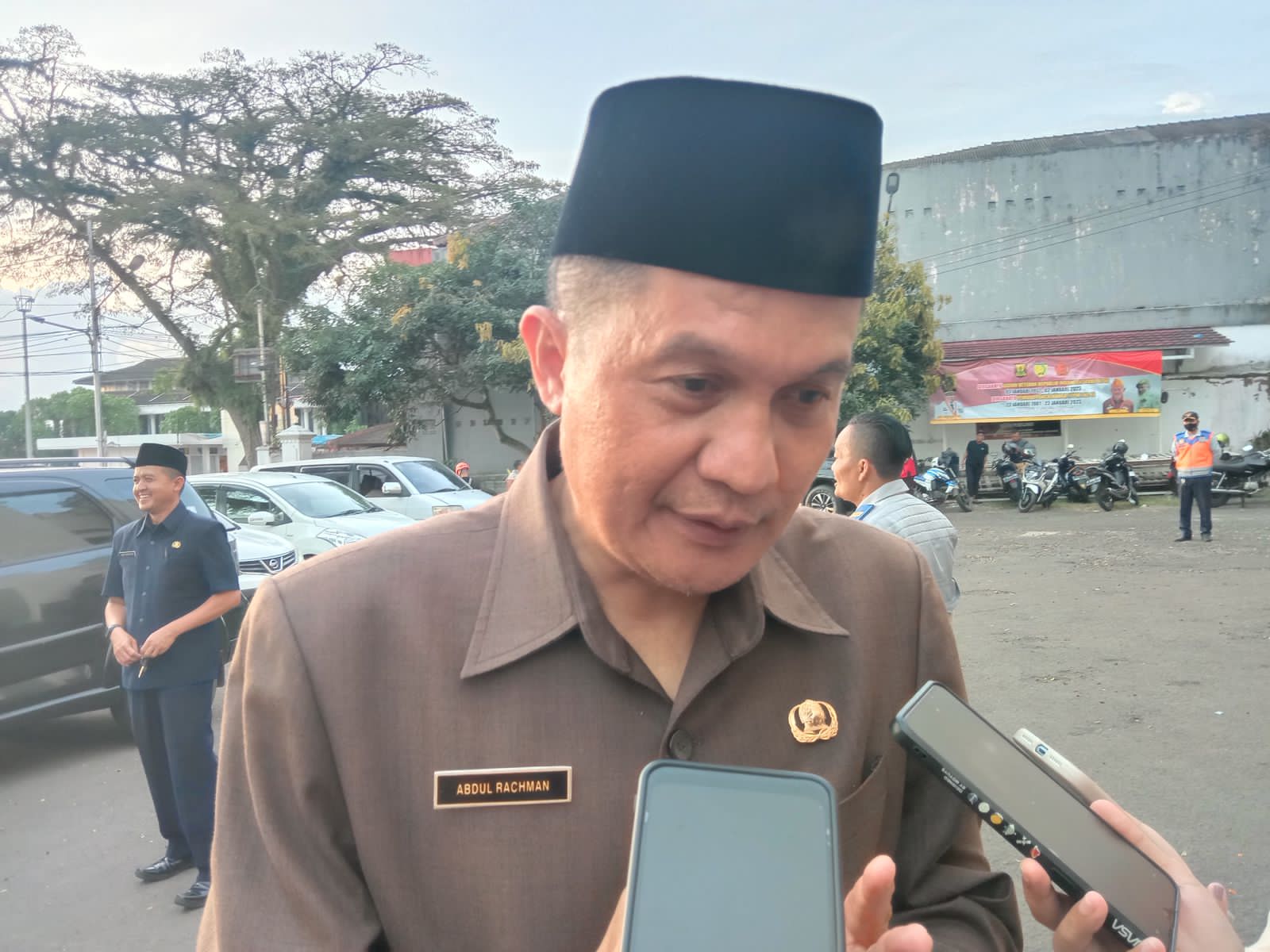 Pekerja Tamatan SD Lebih Banyak Dibanding Lulusan Sarjana – Sukabumi ...
