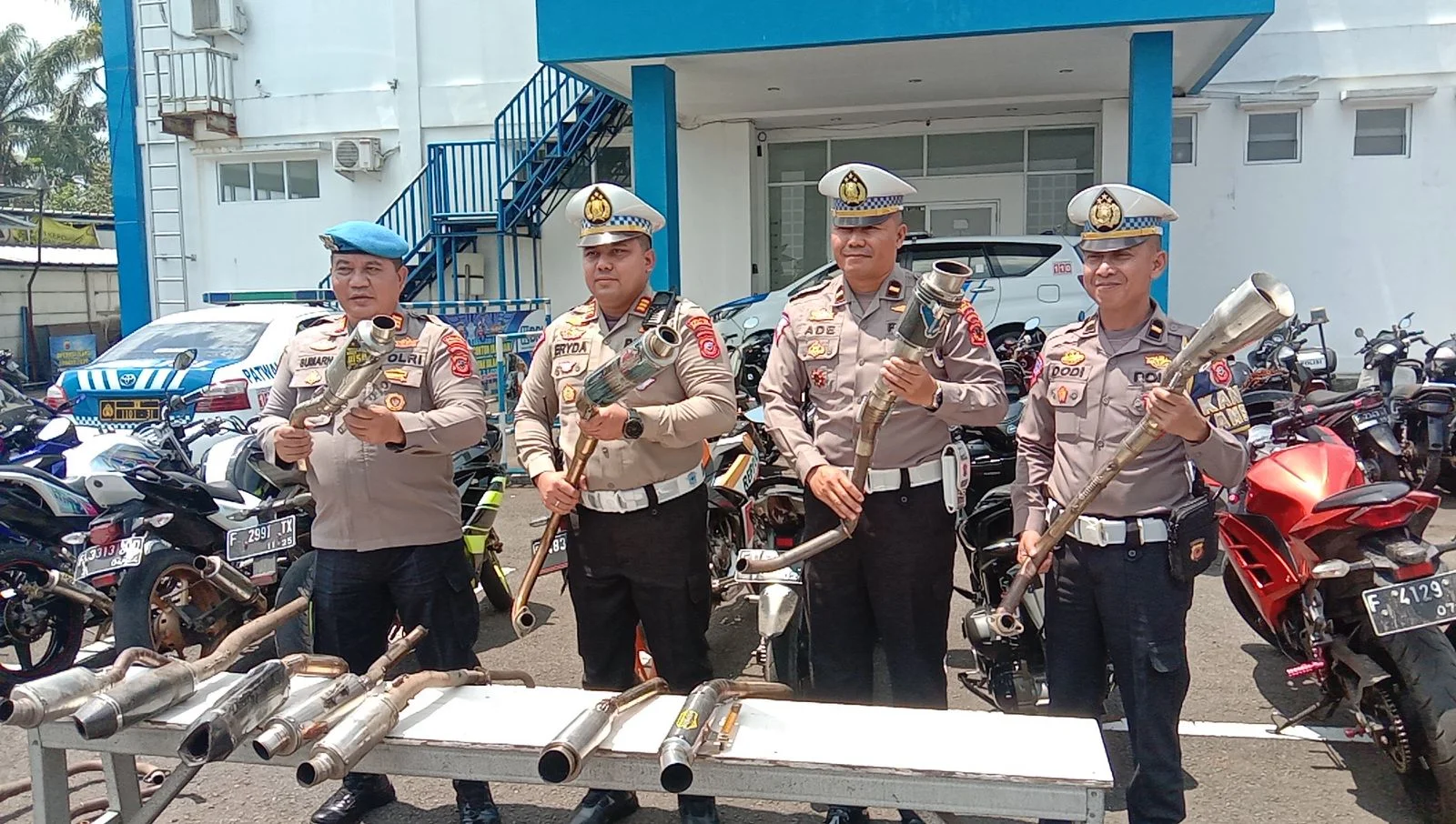 Amankan Puluhan Sepeda Motor Berknalpot Brong – Sukabumi Ekspres