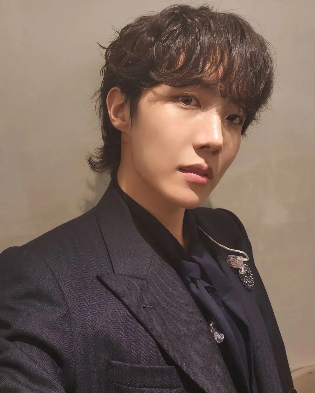J-Hope Segera Ikut Wajib Militer, BIG HIT Kirim Pesan Ke ARMY ...