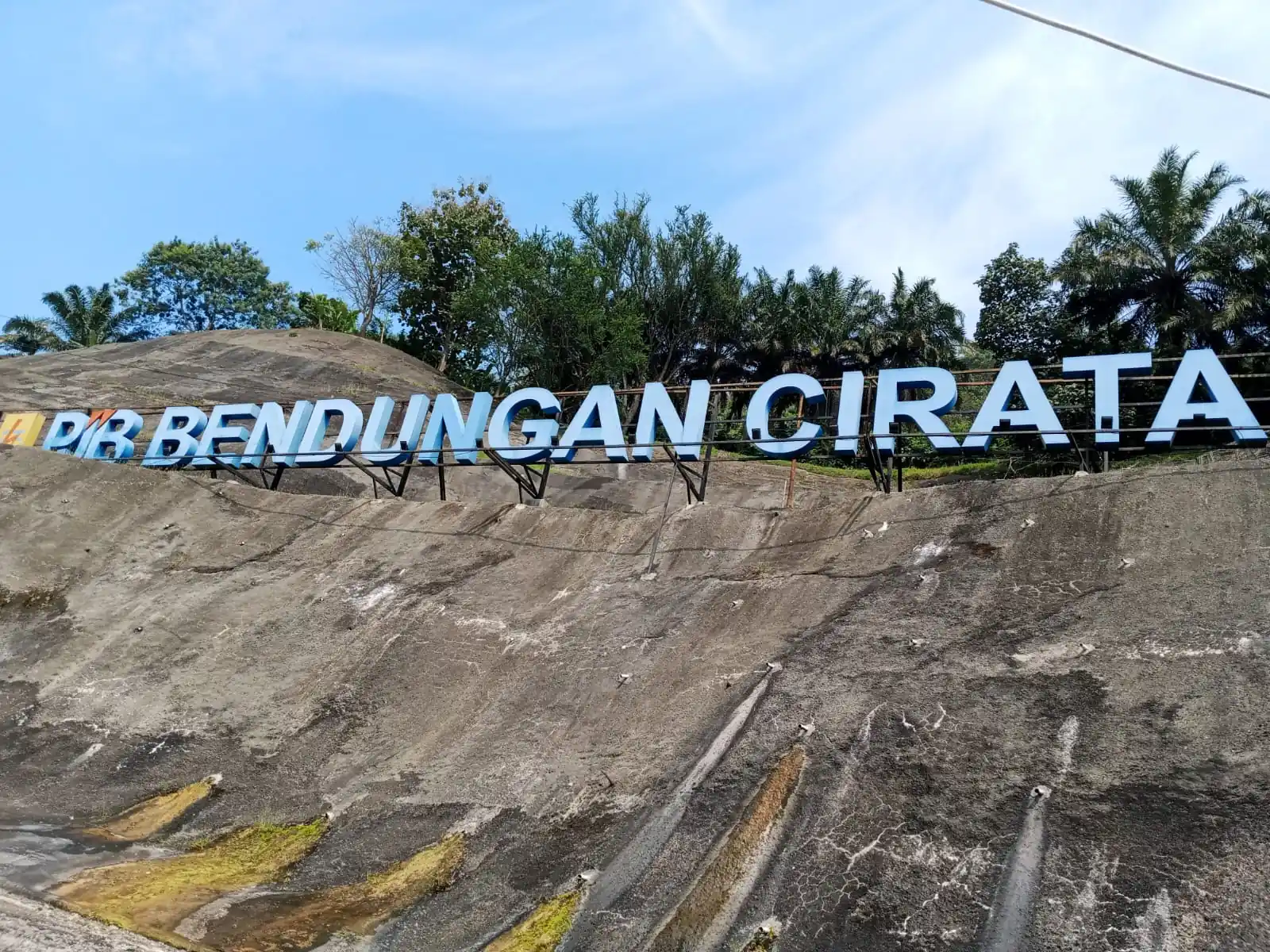 Bendungan Cirata: Destinasi Wisata Terbaik di Purwakarta – Sukabumi Ekspres