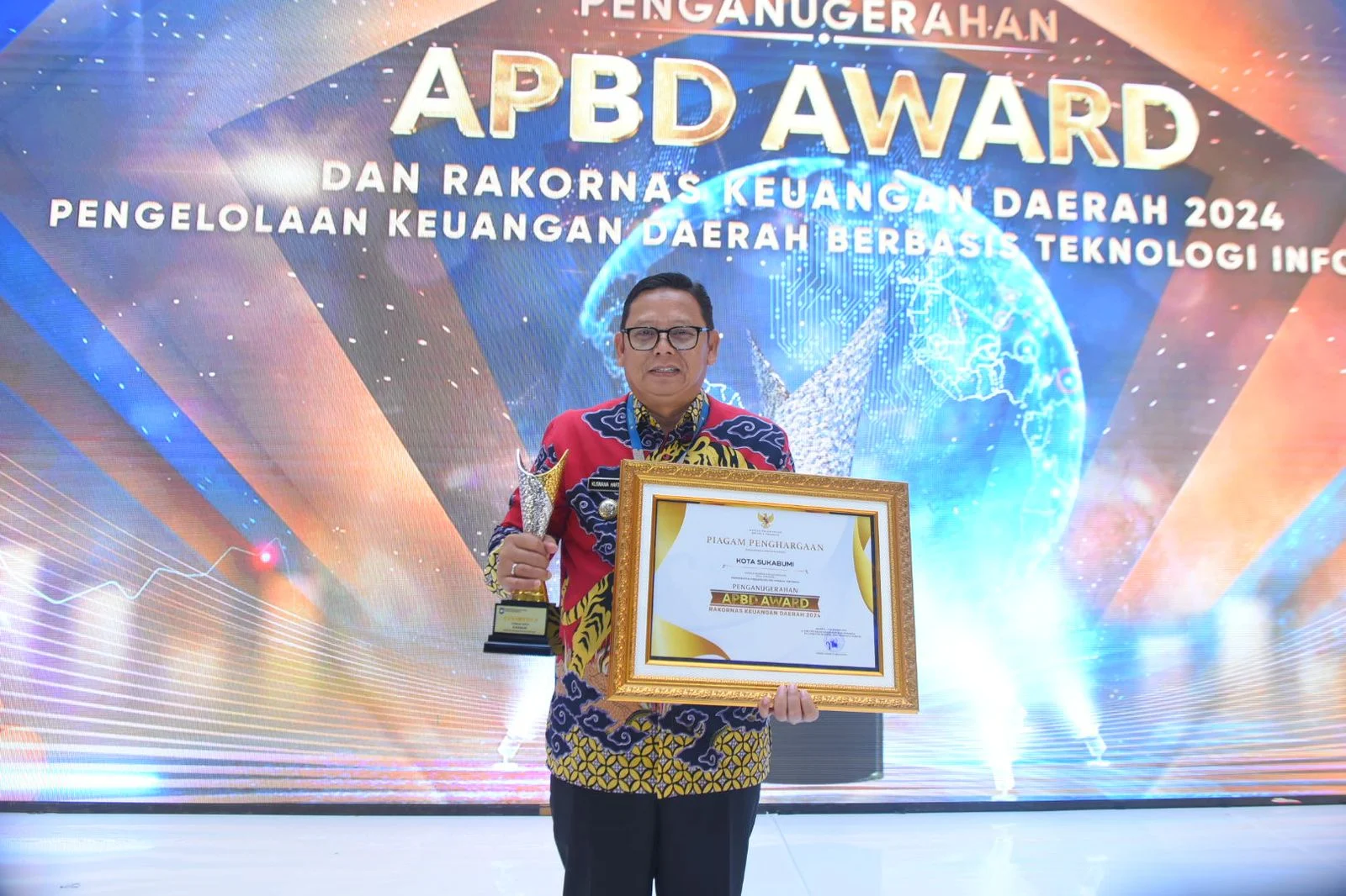Kota Sukabumi Raih APBD Award 2024 dari Kemedagri – Sukabumi Ekspres